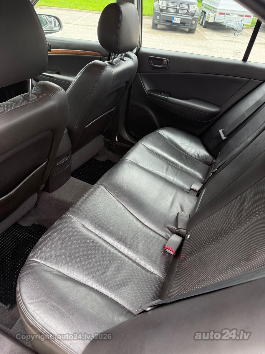 Pelēks Hyundai Sonata 2011 Tartu, ar dzinēja tilpumu 2.00 L un nobraukumu 180 tūkst. km par 3400 €, foto 12 vietnē AUTOMOTO.COM.LV