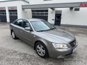 Grey Hyundai Sonata 2011 in Tartu, with an engine capacity of 2.00 L and mileage of 180 thousand km for 3400 €, photo 4 on AUTOMOTO.COM.LV