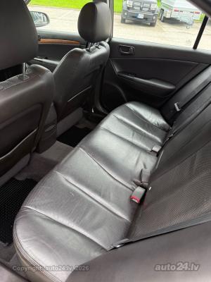 Grey Hyundai Sonata 2011 in Tartu, with an engine capacity of 2.00 L and mileage of 180 thousand km for 3400 €, photo 12 on AUTOMOTO.COM.LV
