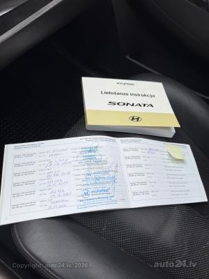 Grey Hyundai Sonata 2011 in Tartu, with an engine capacity of 2.00 L and mileage of 180 thousand km for 3400 €, photo 14 on AUTOMOTO.COM.LV
