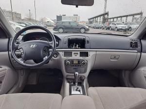 Красный Хендай Соната 2005 в Таллин, объемом двигателя 2.40 л и пробегом 157 тыс. км за 399 €, фото 13 на AUTOMOTO.COM.LV