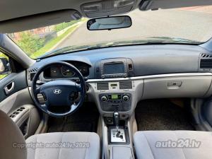 Hyundai Sonata 2006 in Tallinn, with an engine capacity of 2.00 L and mileage of 231 thousand km for 3499 €, photo 12 on AUTOMOTO.COM.LV