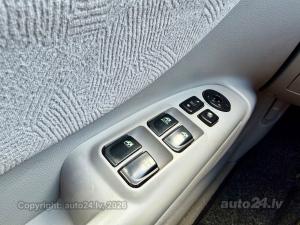 Hyundai Sonata 2006 in Tallinn, with an engine capacity of 2.00 L and mileage of 231 thousand km for 3499 €, photo 15 on AUTOMOTO.COM.LV