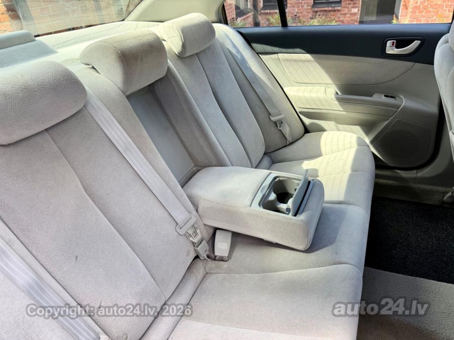Hyundai Sonata 2006 in Tallinn, with an engine capacity of 2.00 L and mileage of 231 thousand km for 3499 €, photo 23 on AUTOMOTO.COM.LV