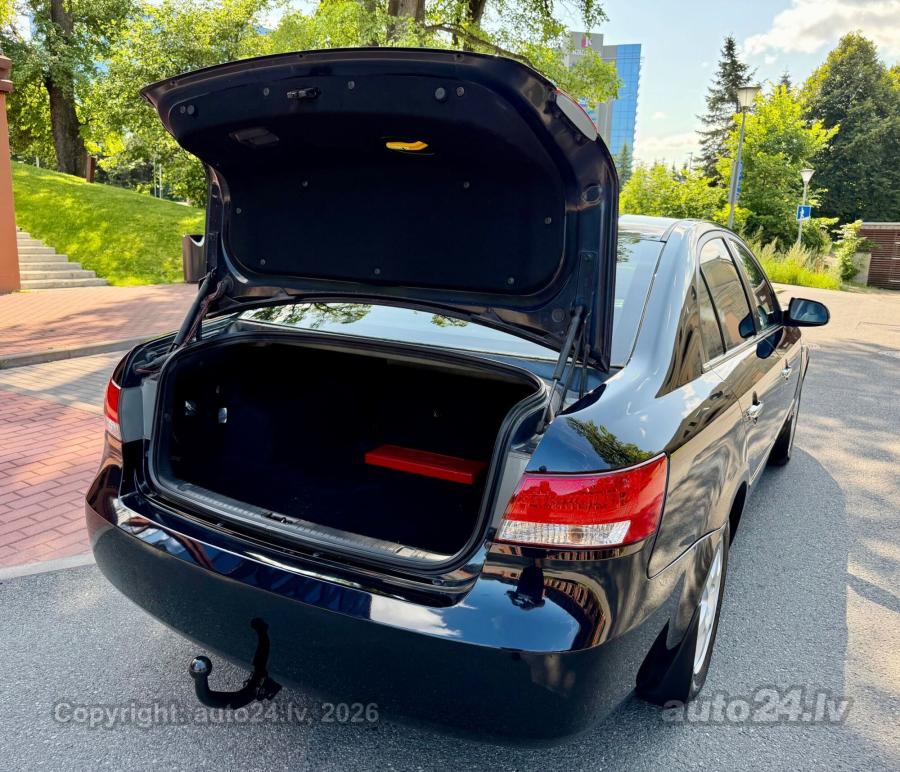 Hyundai Sonata 2006 in Tallinn, with an engine capacity of 2.00 L and mileage of 231 thousand km for 3499 €, photo 24 on AUTOMOTO.COM.LV