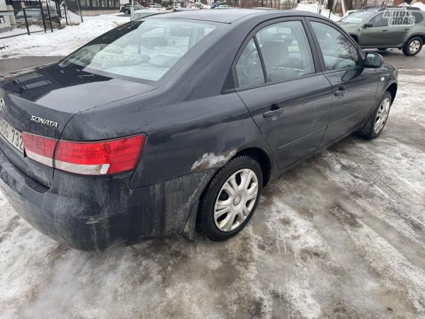 Hyundai Sonata 2007 Viļņa, ar dzinēja tilpumu 2.40 L un nobraukumu 132 tūkst. km par 680 €, foto 5 vietnē AUTOMOTO.COM.LV