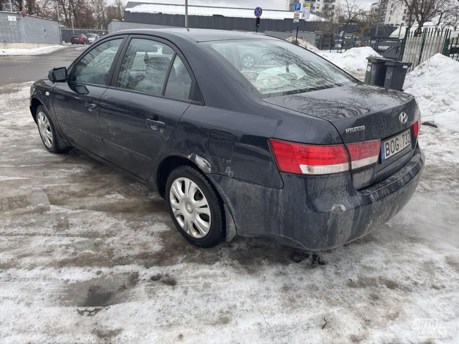 Hyundai Sonata 2007 Viļņa, ar dzinēja tilpumu 2.40 L un nobraukumu 132 tūkst. km par 680 €, foto 6 vietnē AUTOMOTO.COM.LV