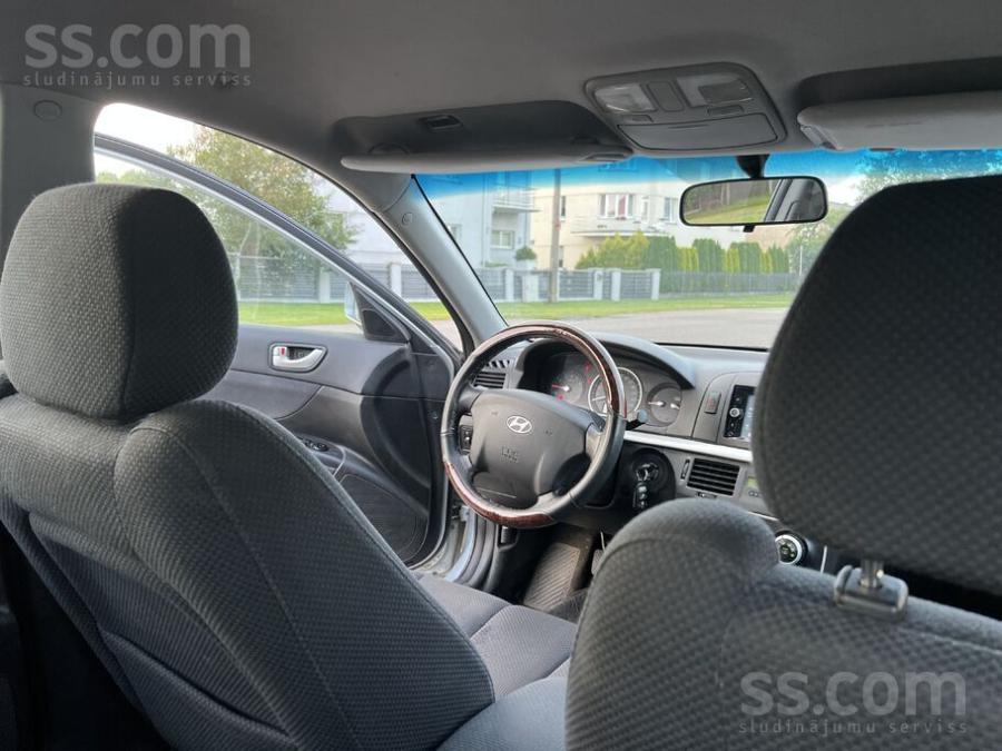 Hyundai Sonata 2007 in Riga, with an engine capacity of 2.40 L and mileage of 260 thousand km for 700 €, photo 6 on AUTOMOTO.COM.LV