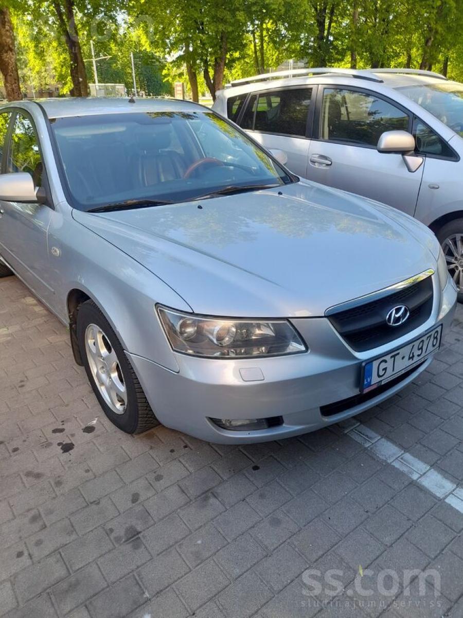 Hyundai Sonata 2007 Rīga, ar dzinēja tilpumu 2.00 L un nobraukumu 269 tūkst. km par 750 €, foto 3 vietnē AUTOMOTO.COM.LV