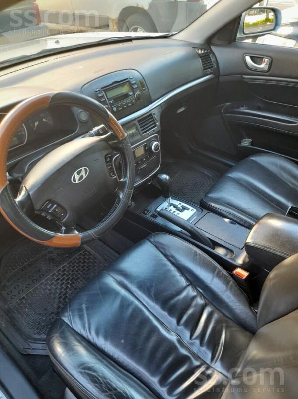 Hyundai Sonata 2007 in Riga, with an engine capacity of 2.00 L and mileage of 269 thousand km for 750 €, photo 6 on AUTOMOTO.COM.LV
