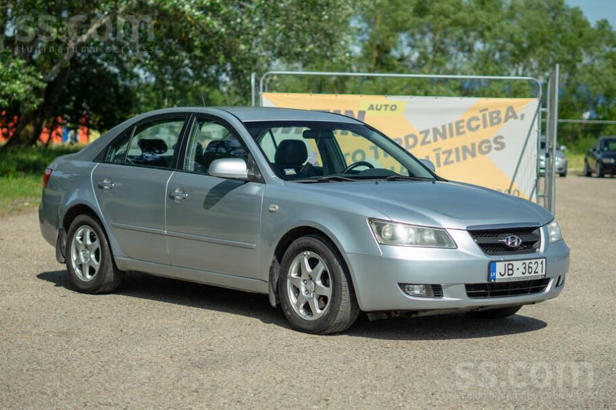 Hyundai Sonata 2008 in Liepaja, with an engine capacity of 2.00 L and mileage of 241 thousand km for 1800 €, photo 1 on AUTOMOTO.COM.LV