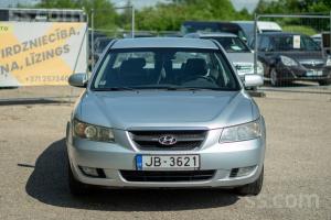 Hyundai Sonata 2008 in Liepaja, with an engine capacity of 2.00 L and mileage of 241 thousand km for 1800 €, photo 2 on AUTOMOTO.COM.LV