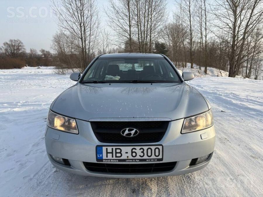 Hyundai Sonata 2008 in Riga, with an engine capacity of 2.40 L and mileage of 347 thousand km for 2000 €, photo 6 on AUTOMOTO.COM.LV