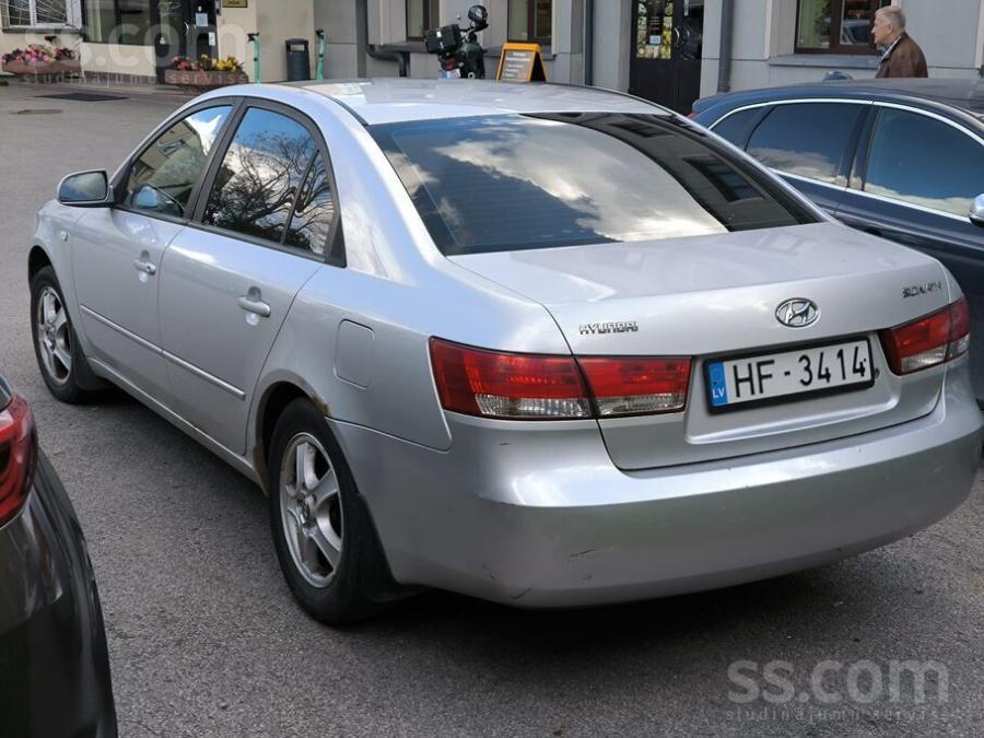 Hyundai Sonata 2008 in Riga, with an engine capacity of 2.40 L and mileage of 265 thousand km for 1250 €, photo 5 on AUTOMOTO.COM.LV