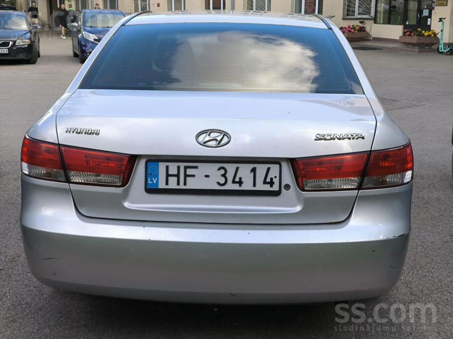 Hyundai Sonata 2008 in Riga, with an engine capacity of 2.40 L and mileage of 265 thousand km for 1250 €, photo 7 on AUTOMOTO.COM.LV