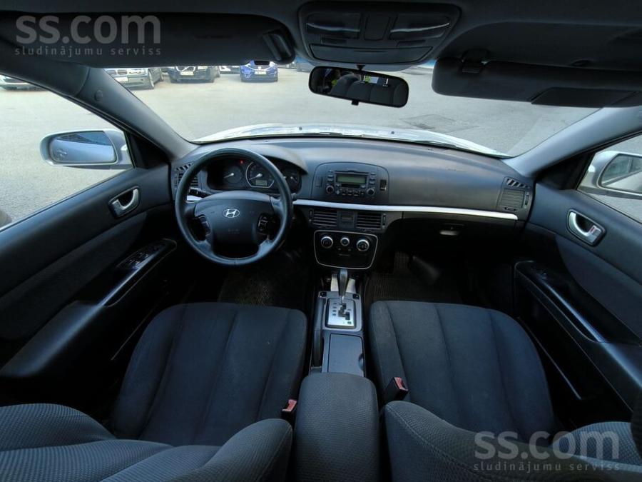 Hyundai Sonata 2008 in Riga, with an engine capacity of 2.40 L and mileage of 265 thousand km for 1250 €, photo 8 on AUTOMOTO.COM.LV