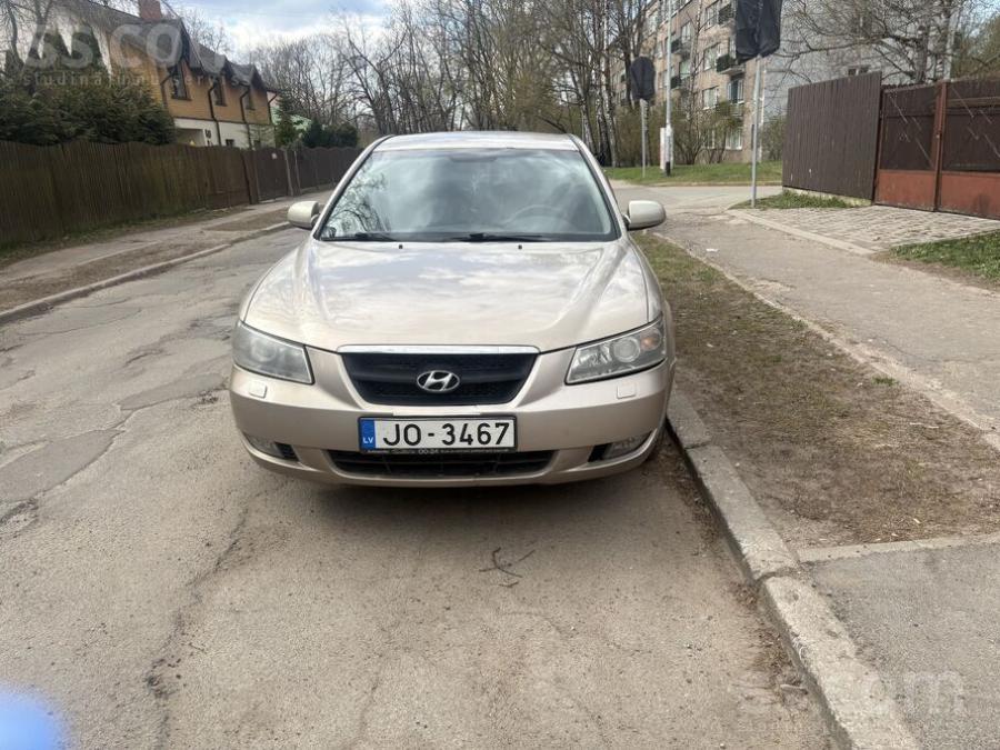 Dzeltens Hyundai Sonata 2007 Rīga, ar dzinēja tilpumu 2.00 L un nobraukumu 327 tūkst. km par 1100 €, foto 4 vietnē AUTOMOTO.COM.LV