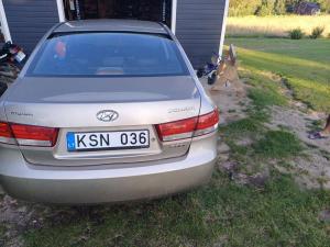 Yellow Hyundai Sonata 2007 in Silale, with an engine capacity of 2.00 L and mileage of 280 thousand km for 650 €, photo 4 on AUTOMOTO.COM.LV