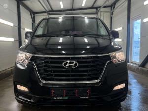 Melns Hyundai Starex 2020 Viļņa, ar dzinēja tilpumu 2.50 L un nobraukumu 180 tūkst. km par 16698 €, foto 4 vietnē AUTOMOTO.COM.LV