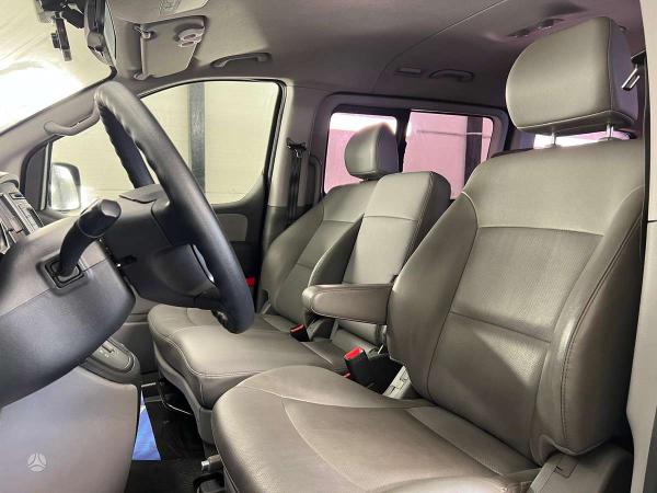 Hyundai Starex 2020 Viļņa vietnē Melns Hyundai Starex 2020 Viļņa, ar dzinēja tilpumu 2.50 L un nobraukumu 180 tūkst. km par 16698 €, foto 11 vietnē AUTOMOTO.COM.LV