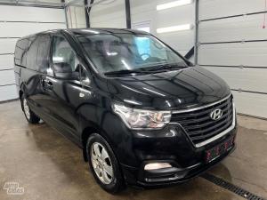 Black Hyundai Starex 2020 in Aukstieji Rusokai, with an engine capacity of 2.50 L and mileage of 180 thousand km for 16698 €, photo 3 on AUTOMOTO.COM.LV