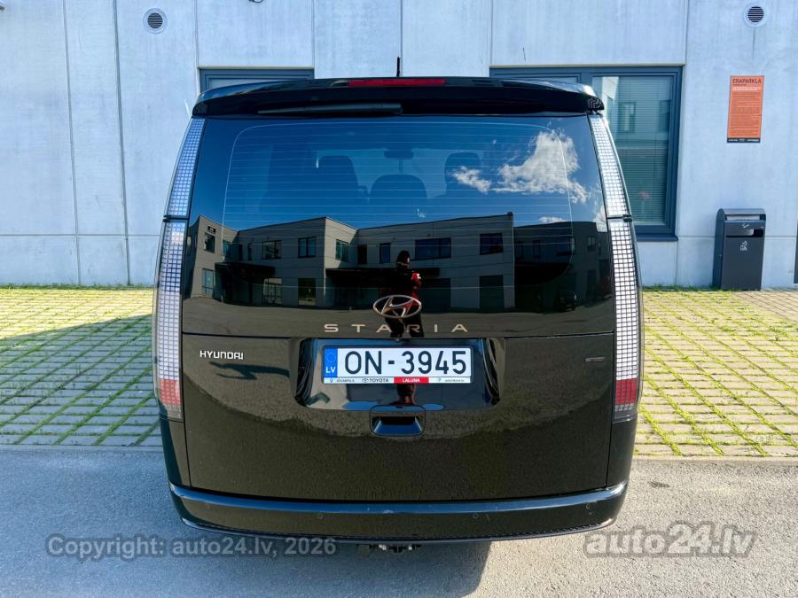 Черный Хендай Staria 2021 в Таллин, объемом двигателя 2.20 л и пробегом 57 тыс. км за 36990 €, фото 9 на AUTOMOTO.COM.LV
