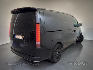 Black Hyundai Staria 2025 in Tallinn, with an engine capacity of 1.60 L and mileage of 24 thousand km for 53990 €, photo 7 on AUTOMOTO.COM.LV