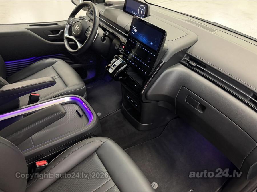 Black Hyundai Staria 2025 in Tallinn, with an engine capacity of 1.60 L and mileage of 24 thousand km for 53990 €, photo 13 on AUTOMOTO.COM.LV