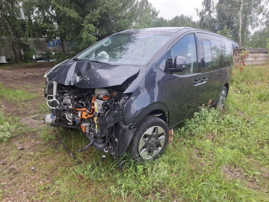 Zils Hyundai Staria 2025 Kauņa, ar dzinēja tilpumu 1.60 L un nobraukumu 29 tūkst. km par 16335 €, foto 4 vietnē AUTOMOTO.COM.LV