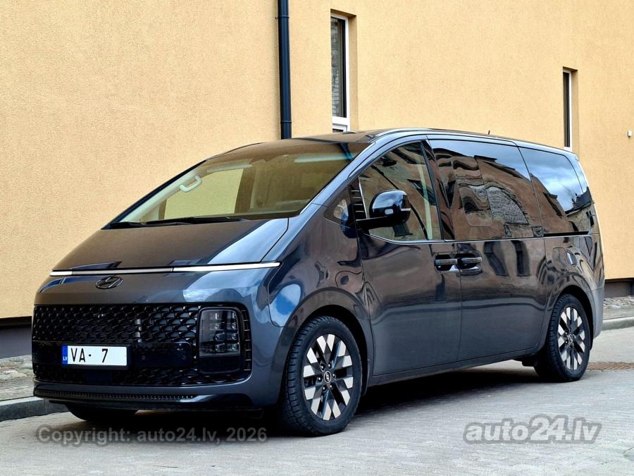 Pelēks Hyundai Staria 2021 Rīga, ar dzinēja tilpumu 2.20 L un nobraukumu 87 tūkst. km par 36500 €, foto 1 vietnē AUTOMOTO.COM.LV