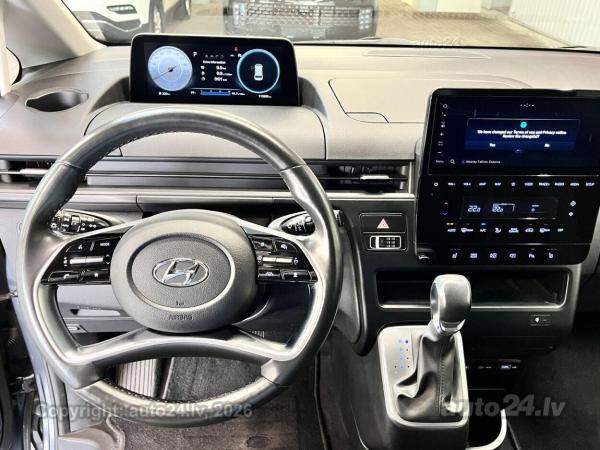 Pelēks Hyundai Staria 2023 Tallina, ar dzinēja tilpumu 2.20 L un nobraukumu 116 tūkst. km par 37900 €, foto 11 vietnē AUTOMOTO.COM.LV