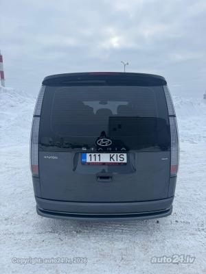 Pelēks Hyundai Staria 2023 Tallina, ar dzinēja tilpumu 2.20 L un nobraukumu 41 tūkst. km par 43800 €, foto 11 vietnē AUTOMOTO.COM.LV