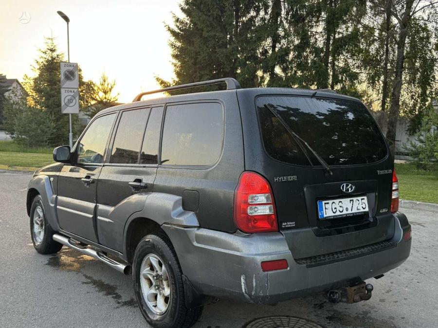 Черный Хендай Терракан 2004 в Шальчининкай, объемом двигателя 2.90 л и пробегом 300 тыс. км за 1400 €, фото 5 на AUTOMOTO.COM.LV