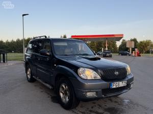 Black Hyundai Terracan 2004 in Salcininkai, with an engine capacity of 2.90 L and mileage of 3 thousand km for 1400 €, photo  on AUTOMOTO.COM.LV