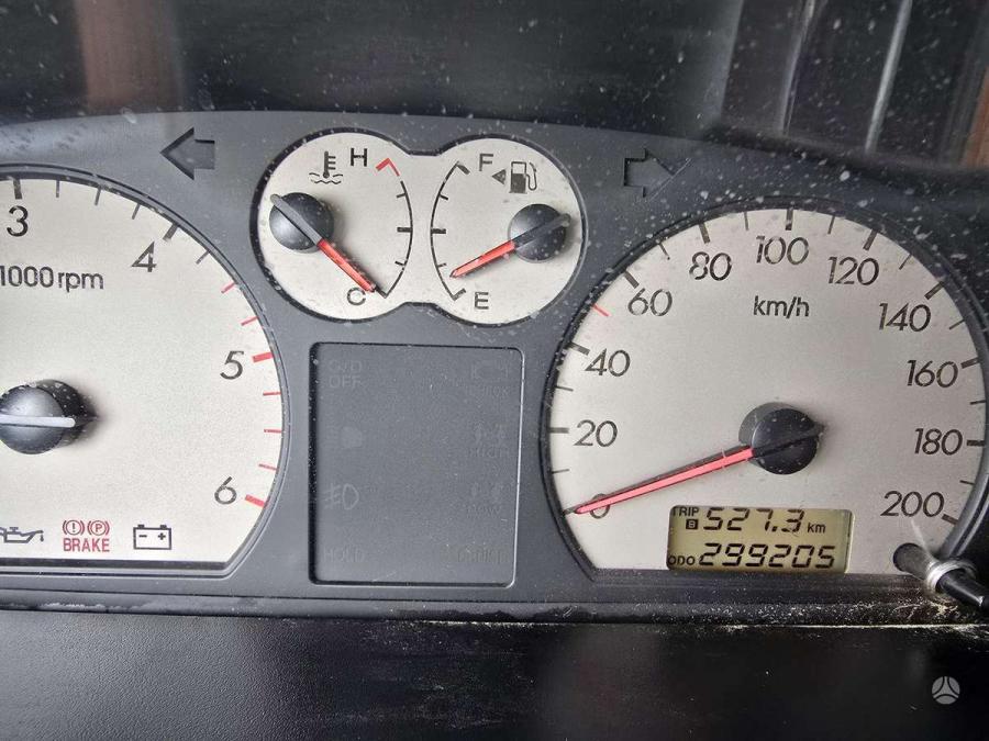 Black Hyundai Terracan 2004 in Marijampole, with an engine capacity of 2.90 L and mileage of 290 thousand km for 2999 €, photo 19 on AUTOMOTO.COM.LV