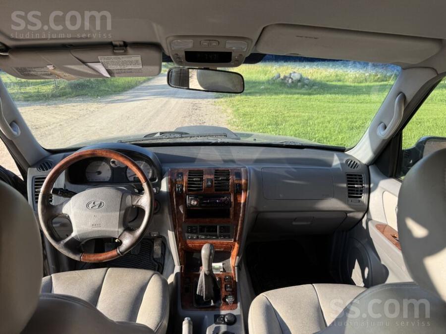 Melns Hyundai Terracan 2005 Ogre, ar dzinēja tilpumu 2.90 L un nobraukumu 307 tūkst. km par 2900 €, foto 8 vietnē AUTOMOTO.COM.LV