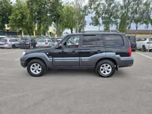 Black Hyundai Terracan 2005 in Marijampole, with an engine capacity of 2.90 L and mileage of 290 thousand km for 3100 €, photo 8 on AUTOMOTO.COM.LV