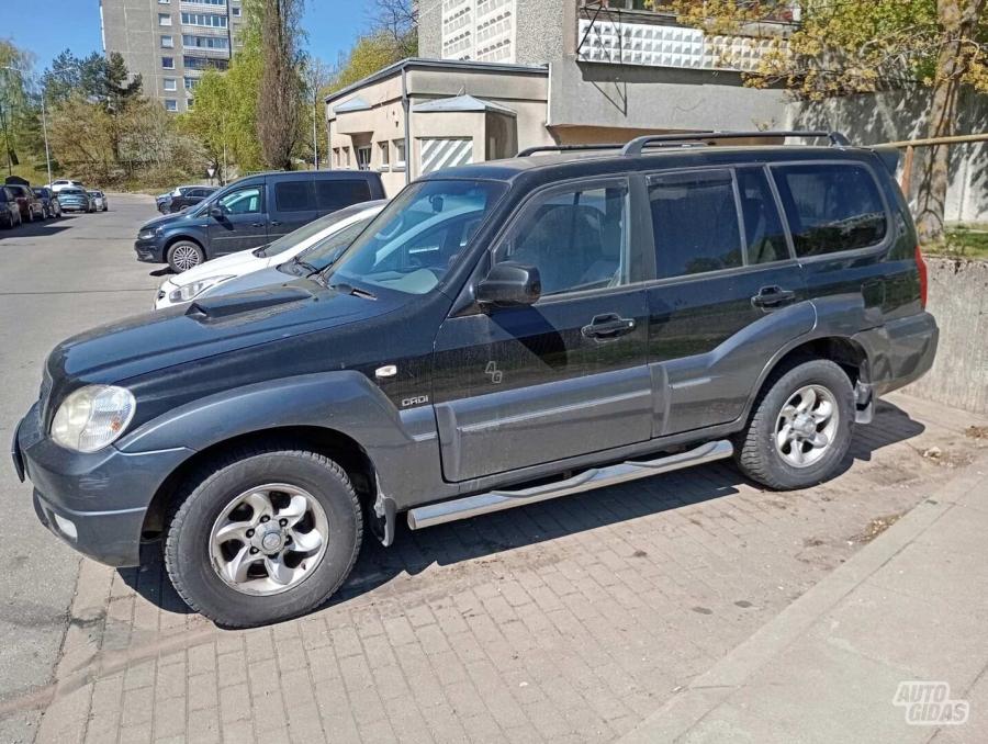 Black Hyundai Terracan 2006 in Vilnius, with an engine capacity of 2.90 L and mileage of 290 thousand km for 2350 €, photo 1 on AUTOMOTO.COM.LV