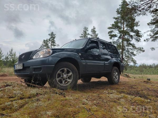 Melns Hyundai Terracan 2006 Rīga, ar dzinēja tilpumu 2.90 L un nobraukumu 304 tūkst. km par 3800 €, foto 3 vietnē AUTOMOTO.COM.LV