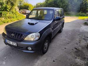 Blue Hyundai Terracan 2001 in Kretinga, with an engine capacity of 2.48 L and mileage of 250 thousand km for 1450 €, photo  on AUTOMOTO.COM.LV