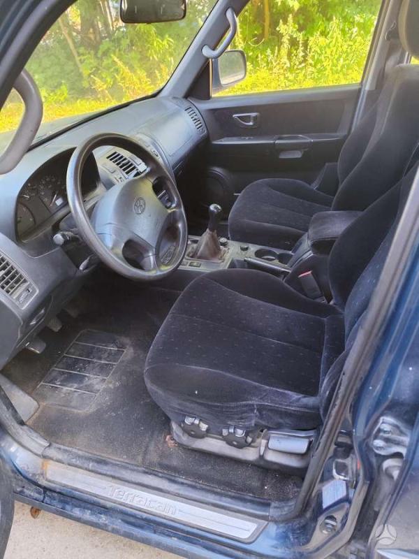 Zils Hyundai Terracan 2001 Kretinga, ar dzinēja tilpumu 2.48 L un nobraukumu 250 tūkst. km par 1450 €, foto 8 vietnē AUTOMOTO.COM.LV