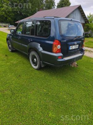 Blue Hyundai Terracan 2002 in Dobele, with an engine capacity of 2.90 L and mileage of 237 thousand km for 1800 €, photo 6 on AUTOMOTO.COM.LV