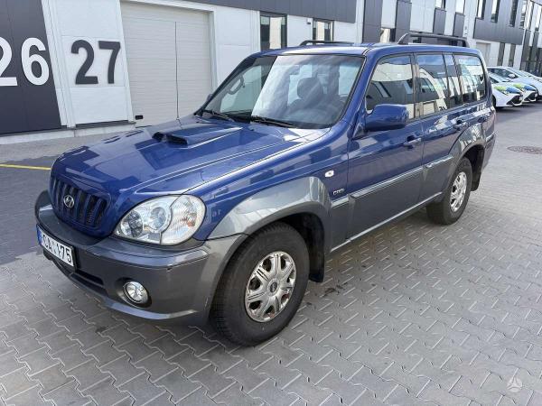 Zils Hyundai Terracan 2002 Viļņa, ar dzinēja tilpumu 2.90 L un nobraukumu 201 tūkst. km par 2700 €, foto 1 vietnē AUTOMOTO.COM.LV