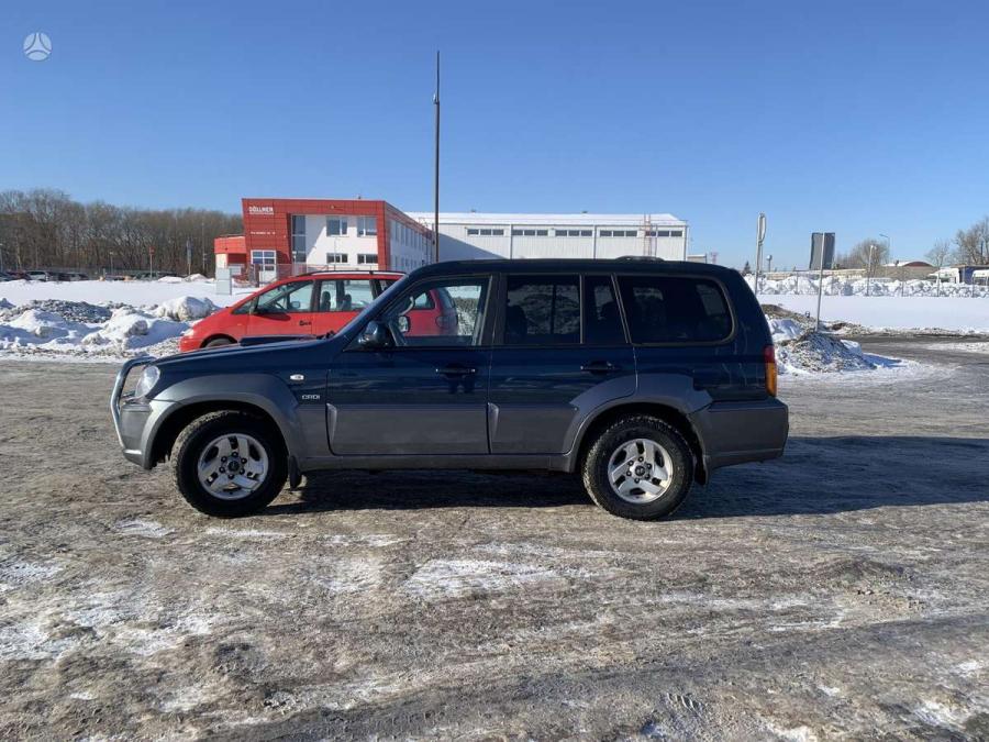 Blue Hyundai Terracan 2004 in Klaipeda, with an engine capacity of 2.90 L and mileage of 269 thousand km for 3200 €, photo 3 on AUTOMOTO.COM.LV