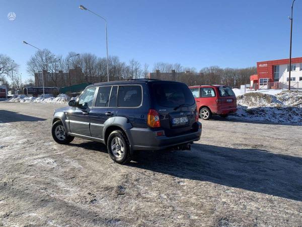 Blue Hyundai Terracan 2004 in Klaipeda, with an engine capacity of 2.90 L and mileage of 269 thousand km for 3200 €, photo 4 on AUTOMOTO.COM.LV