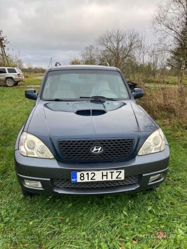 Blue Hyundai Terracan 2006 in Tallinn, with an engine capacity of 2.90 L and mileage of 340 thousand km for 1000 €, photo 2 on AUTOMOTO.COM.LV