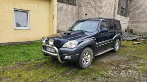 Blue Hyundai Terracan 2005 in Madona, with an engine capacity of 2.90 L and mileage of 0 thousand km for 1800 €, photo 3 on AUTOMOTO.COM.LV