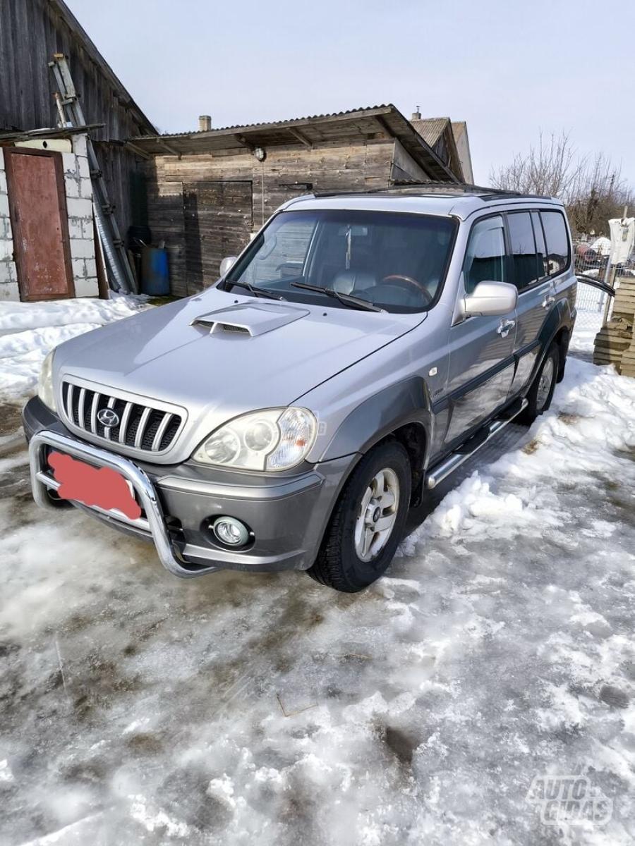 Hyundai Terracan 2002 Viļņa, ar dzinēja tilpumu 2.90 L un nobraukumu 249 tūkst. km par 2700 €, foto 1 vietnē AUTOMOTO.COM.LV