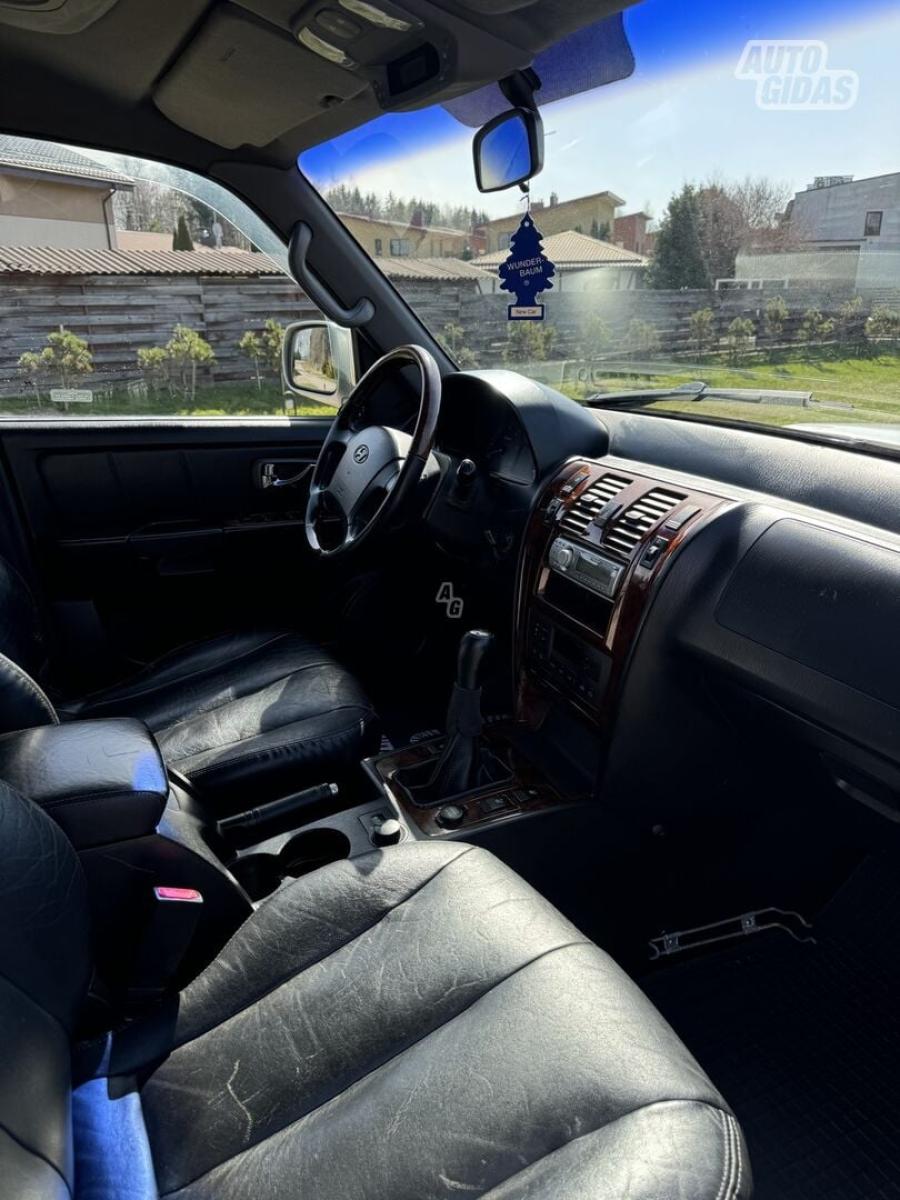 Hyundai Terracan 2002 Viļņa, ar dzinēja tilpumu 3.00 L un nobraukumu 250 tūkst. km par 2200 €, foto 9 vietnē AUTOMOTO.COM.LV