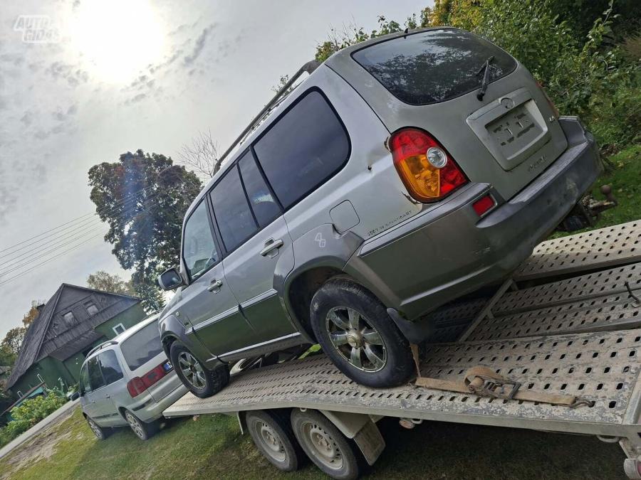 Hyundai Terracan 2004 Šilalė, ar dzinēja tilpumu 2.90 L un nobraukumu 300 tūkst. km par 850 €, foto 4 vietnē AUTOMOTO.COM.LV